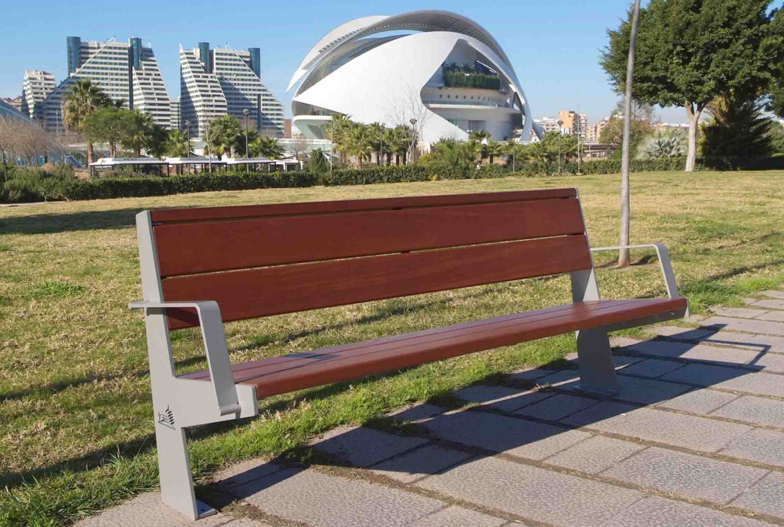 Qué es, qué incluye y tipos de mobiliario urbano | Mobipark