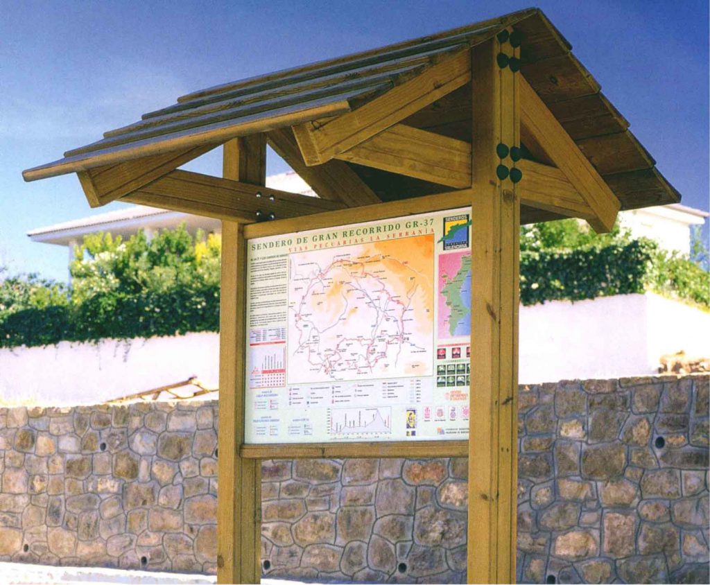 PANEL INFORMATIVO CON TEJADILLO - Mobipark