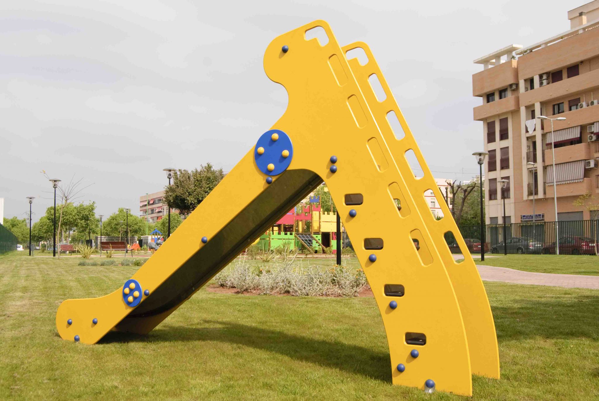 Tobogán grande para parques infantiles - «LA RAMPA» - Mobipark