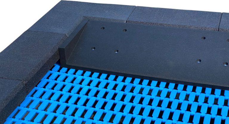 TRAMPOLINE RECTANGULAR WITH RAMPS - Mobipark